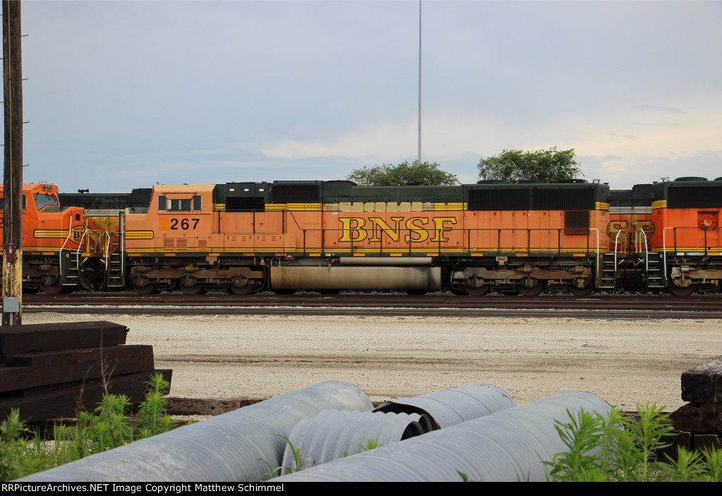 BNSF 267